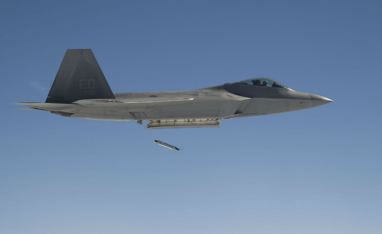 Why the F-22 Trumps the B-52 against North Korea – War on the Rocks